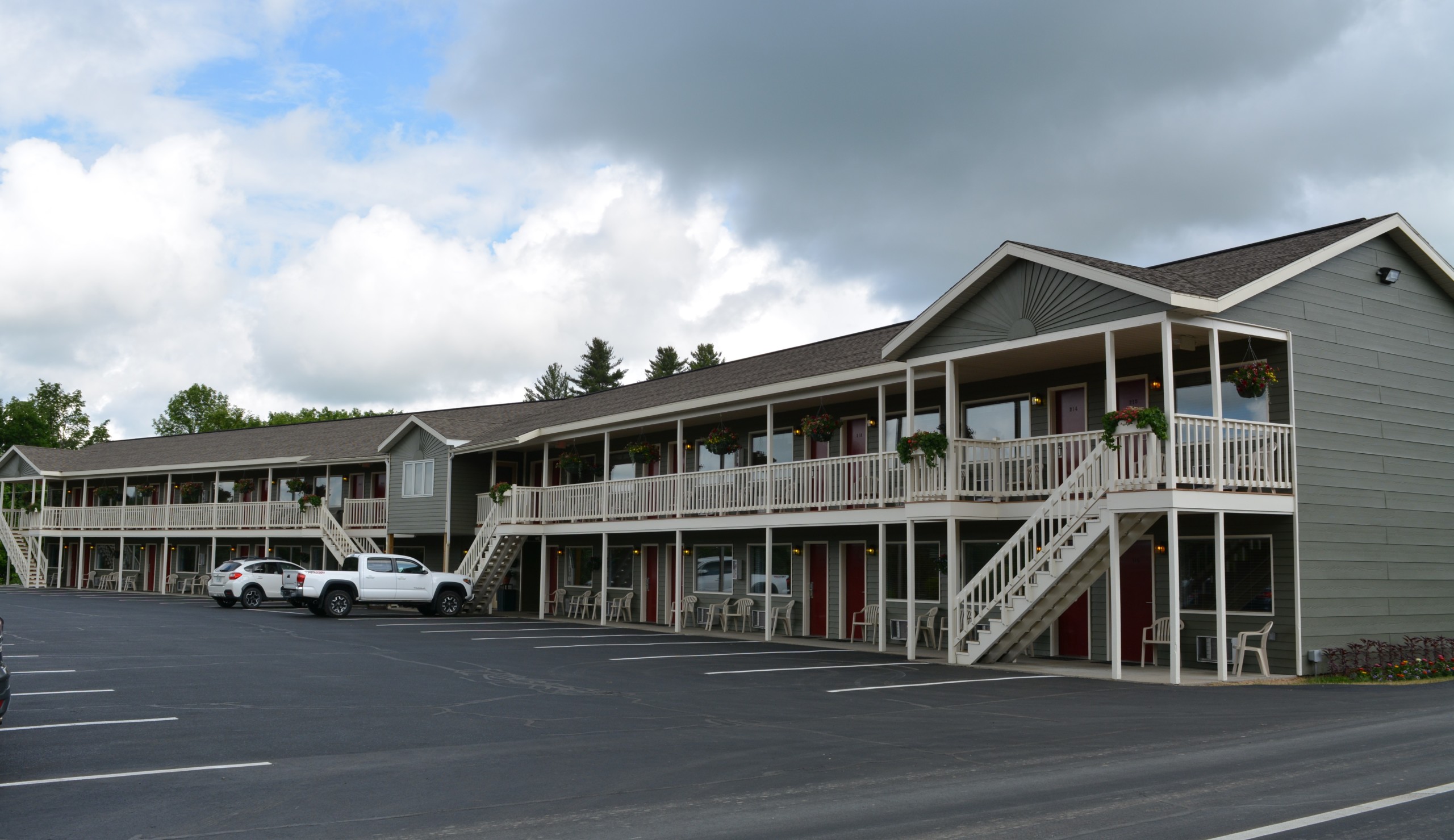 The Lantern Resort | Campground & Motel - Jefferson NH